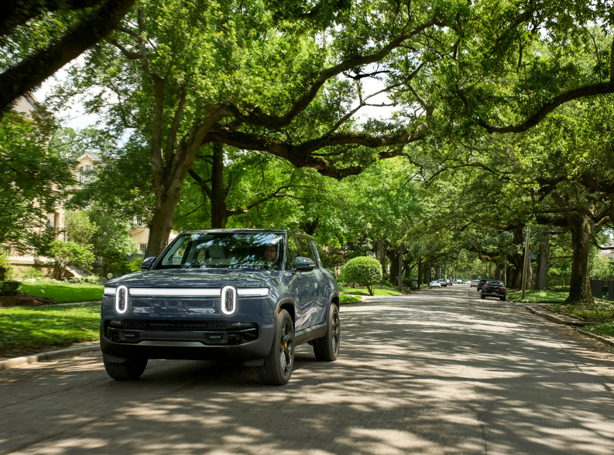 Rivian Opens New 31,320 Square Foot Service + Demo Center at Glen ...